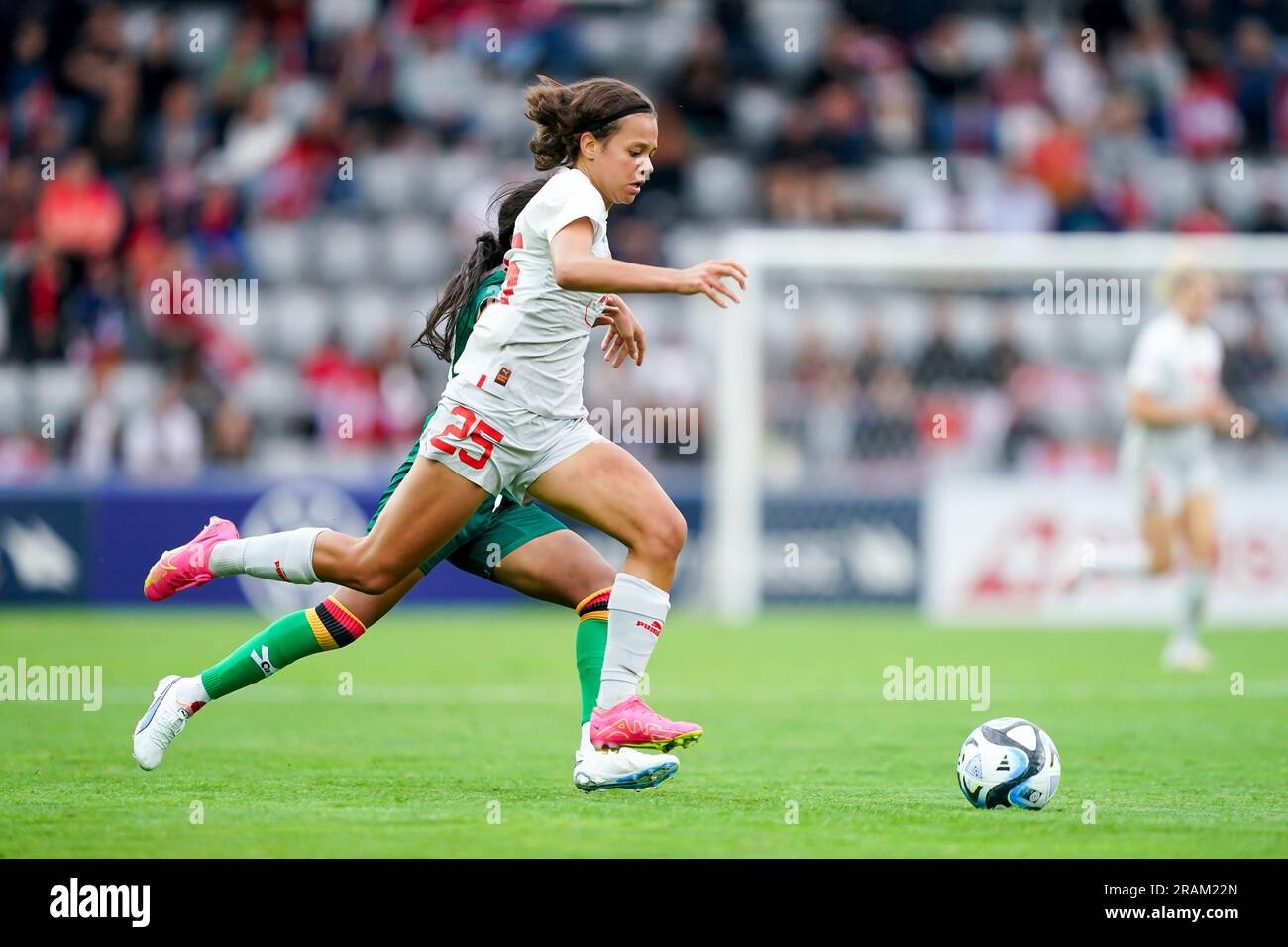 Iman beney hi-res stock photography and images - Alamy