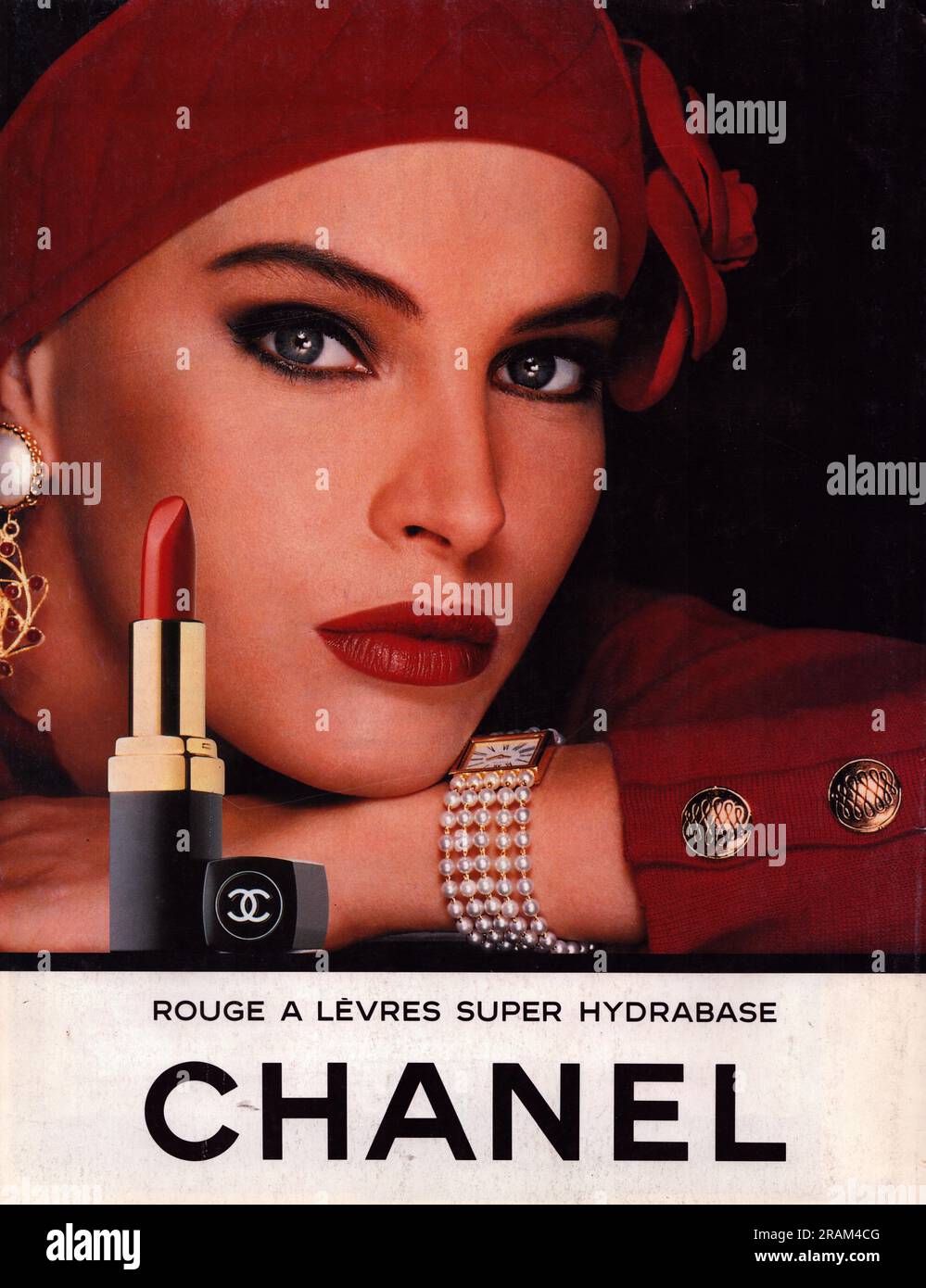 Lipstick advertisement hi-res stock photography and images - Alamy