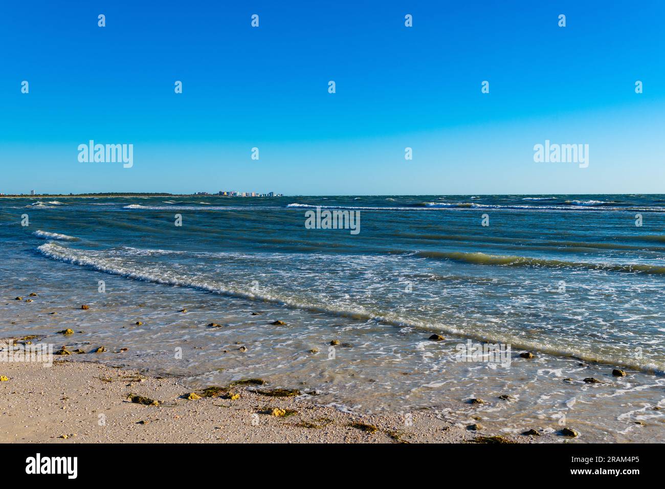 sea and beach. horizon view at sea water. romantic summer vacation view ...