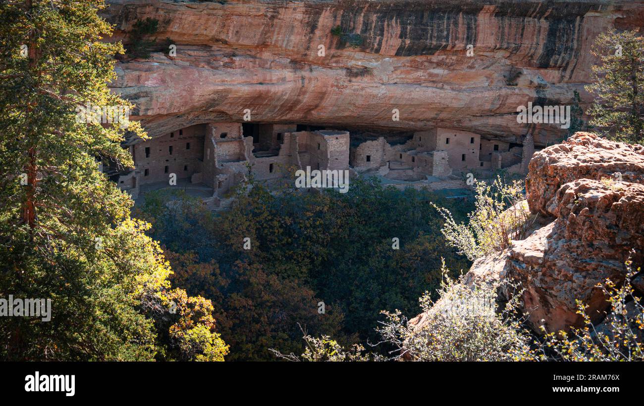 Long house hi-res stock photography and images - Alamy