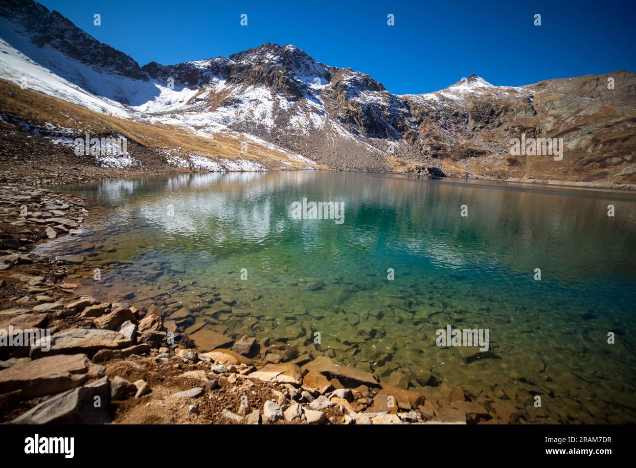 Lake Hope under a blue sky | Uncompahgre National Forest, Colorado, USA ...