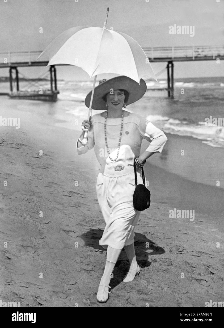 Palm Beach, Florida: February, 1922 Mrs. Claude Graham White, wife of ...