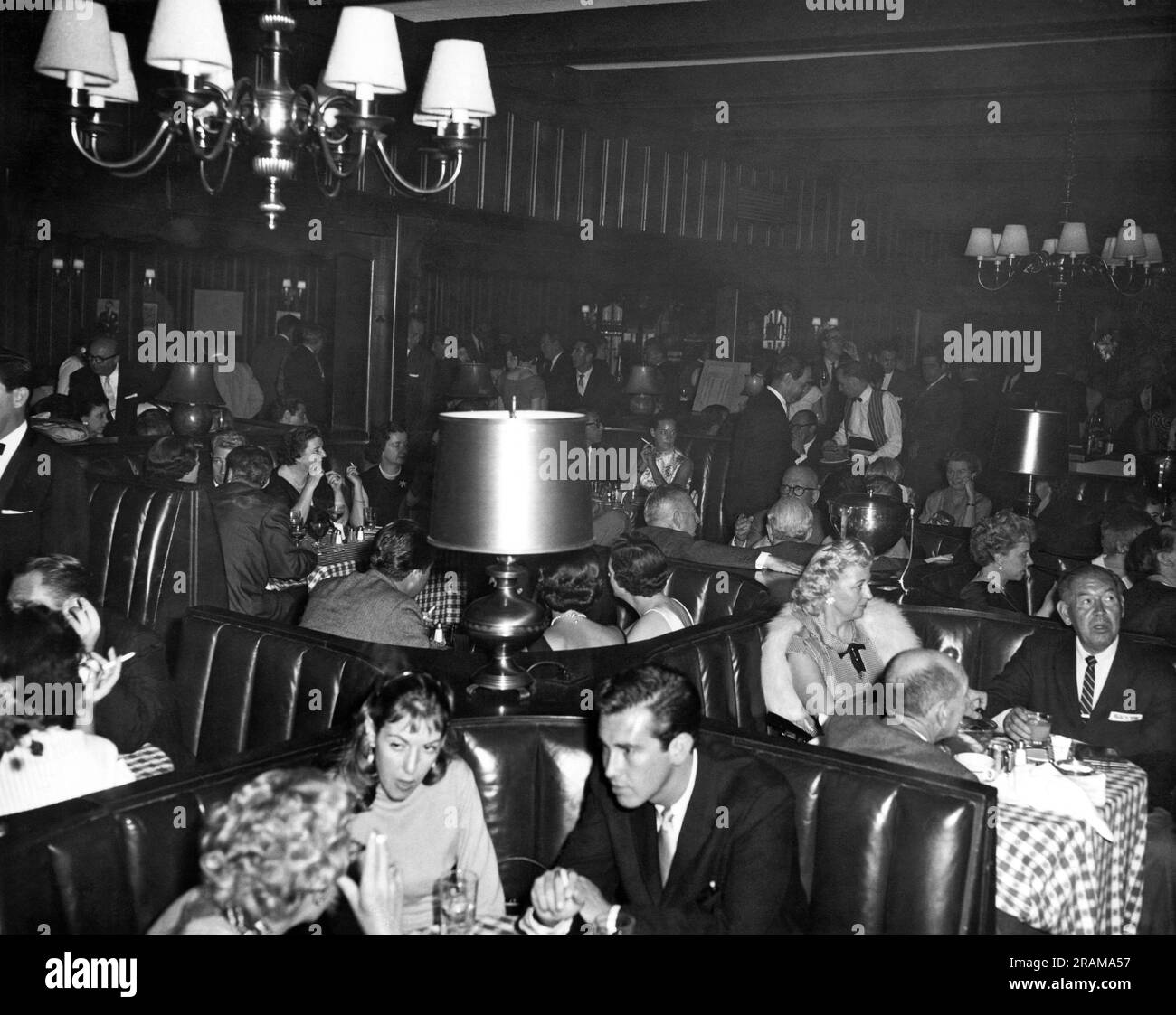 1950s dining fancy hi-res stock photography and images - Alamy