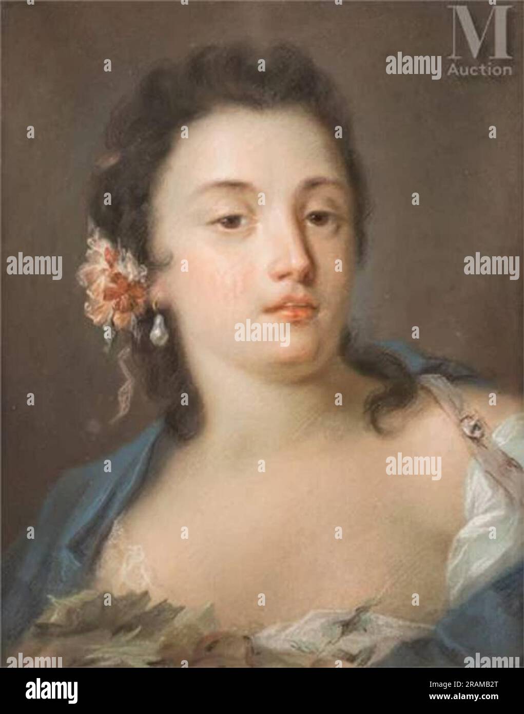 Portrait de femme en buste hi-res stock photography and images - Alamy