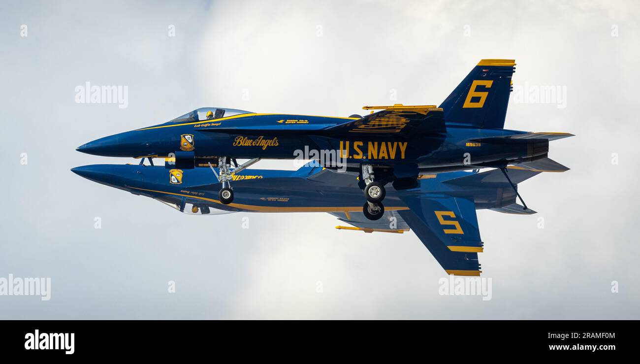 The amazing jets flying overhead Stock Photo - Alamy