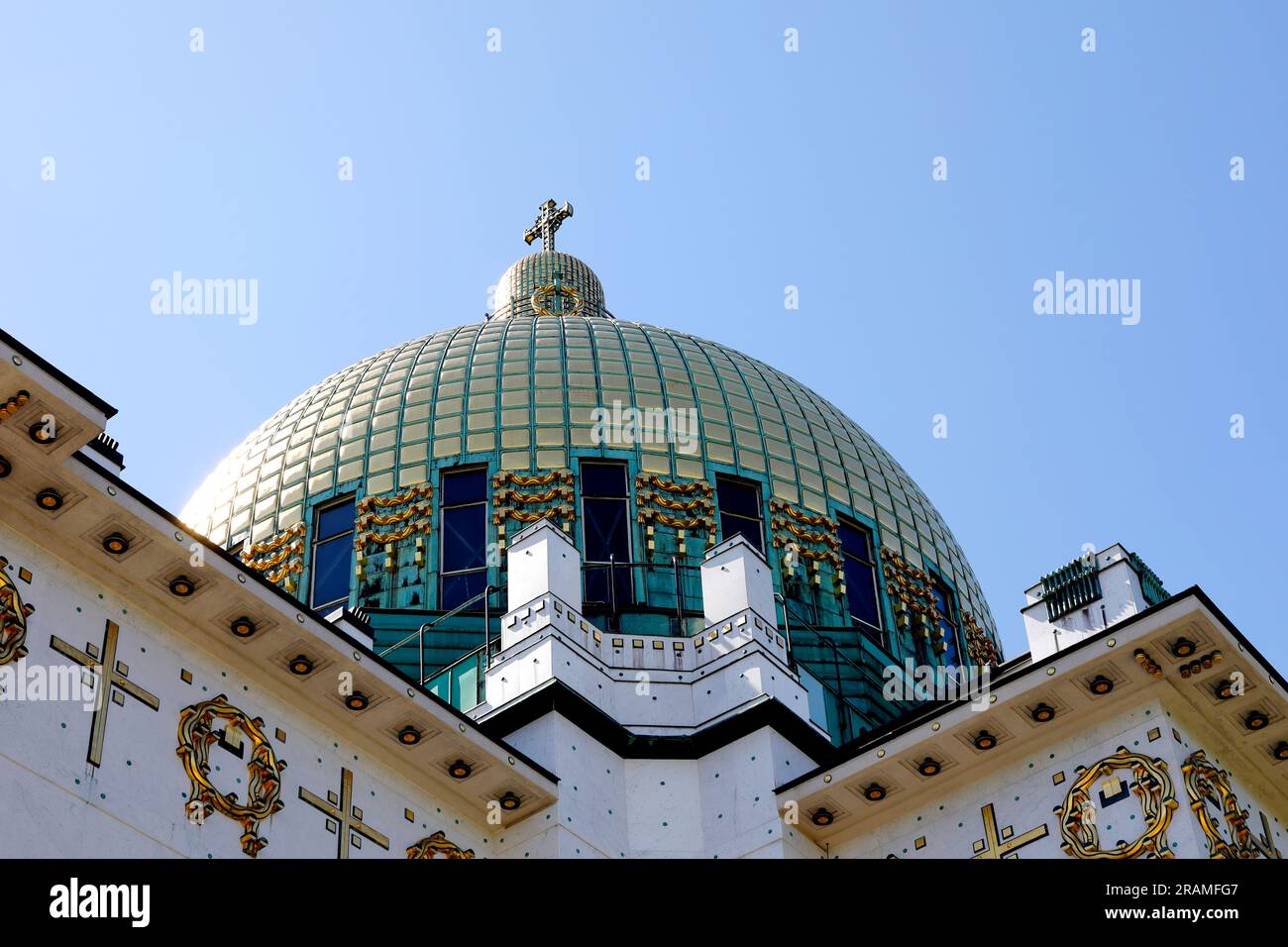 The gilded dome of the Kirche am Steinhof by Otto Wagner, Vienna Stock ...