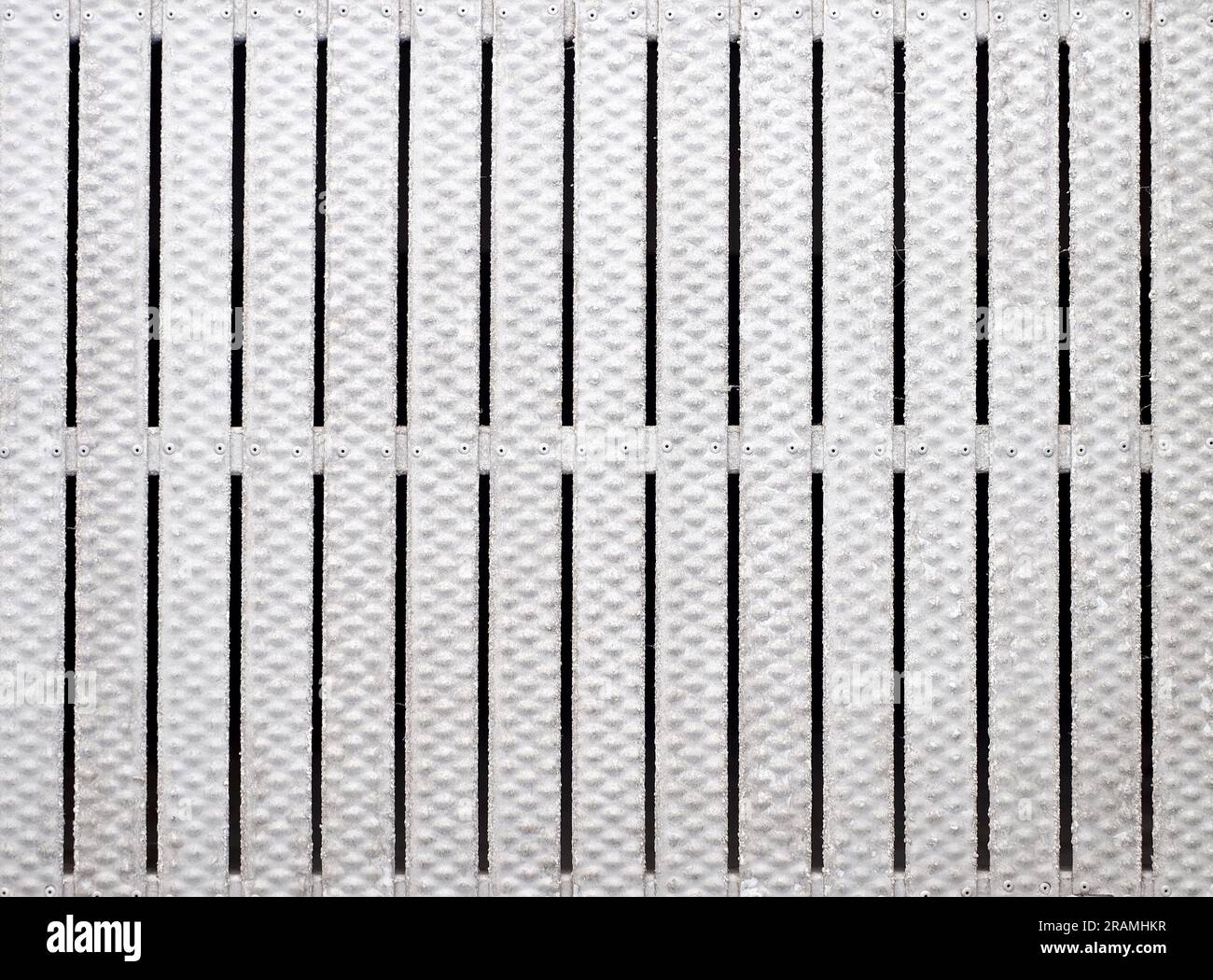 Aluminum alloy metal plate with non-slip pattern and ventilation gaps ...