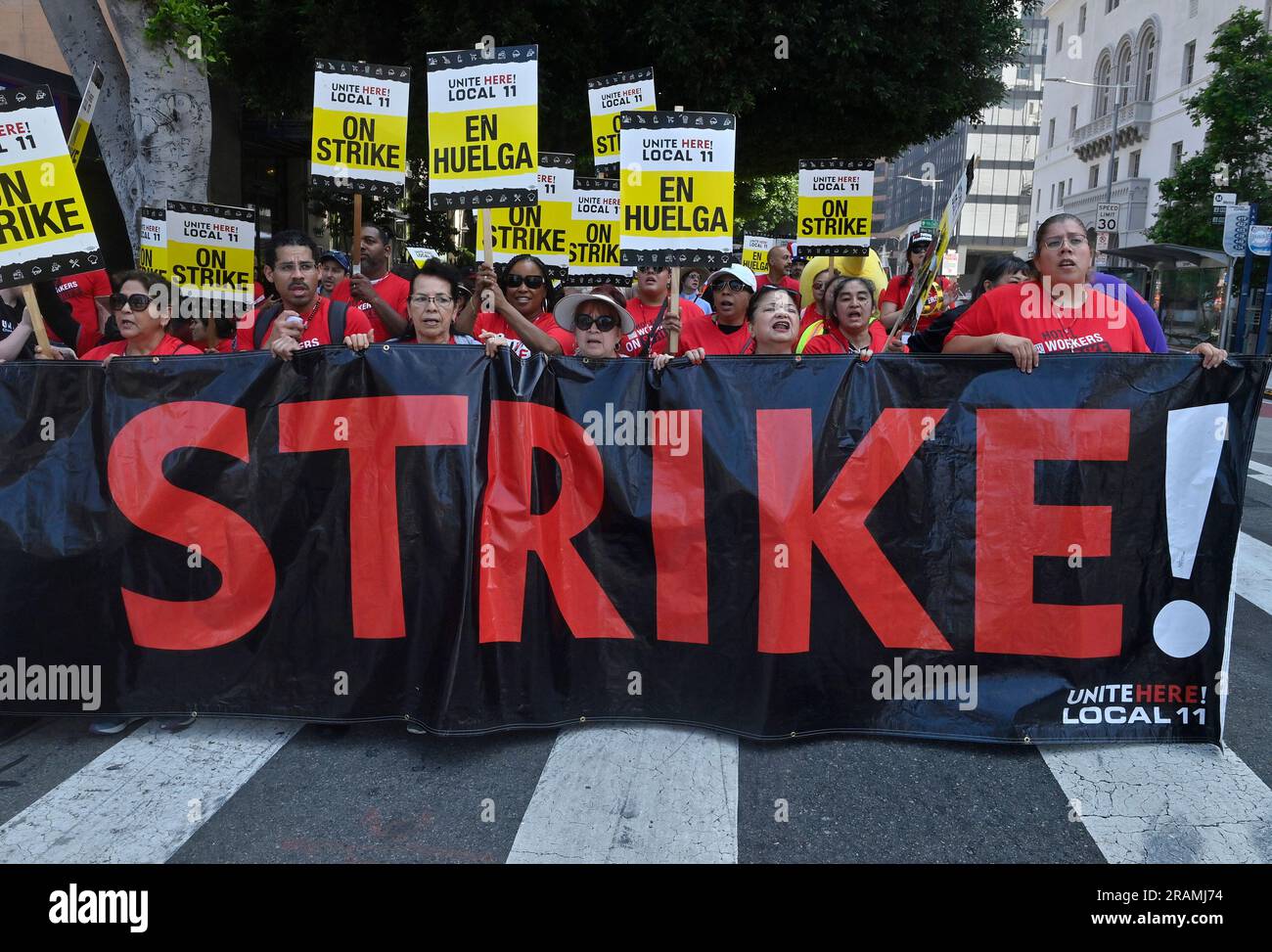 Los Angeles, United States. 04th July, 2023. Hospitality workers at ...