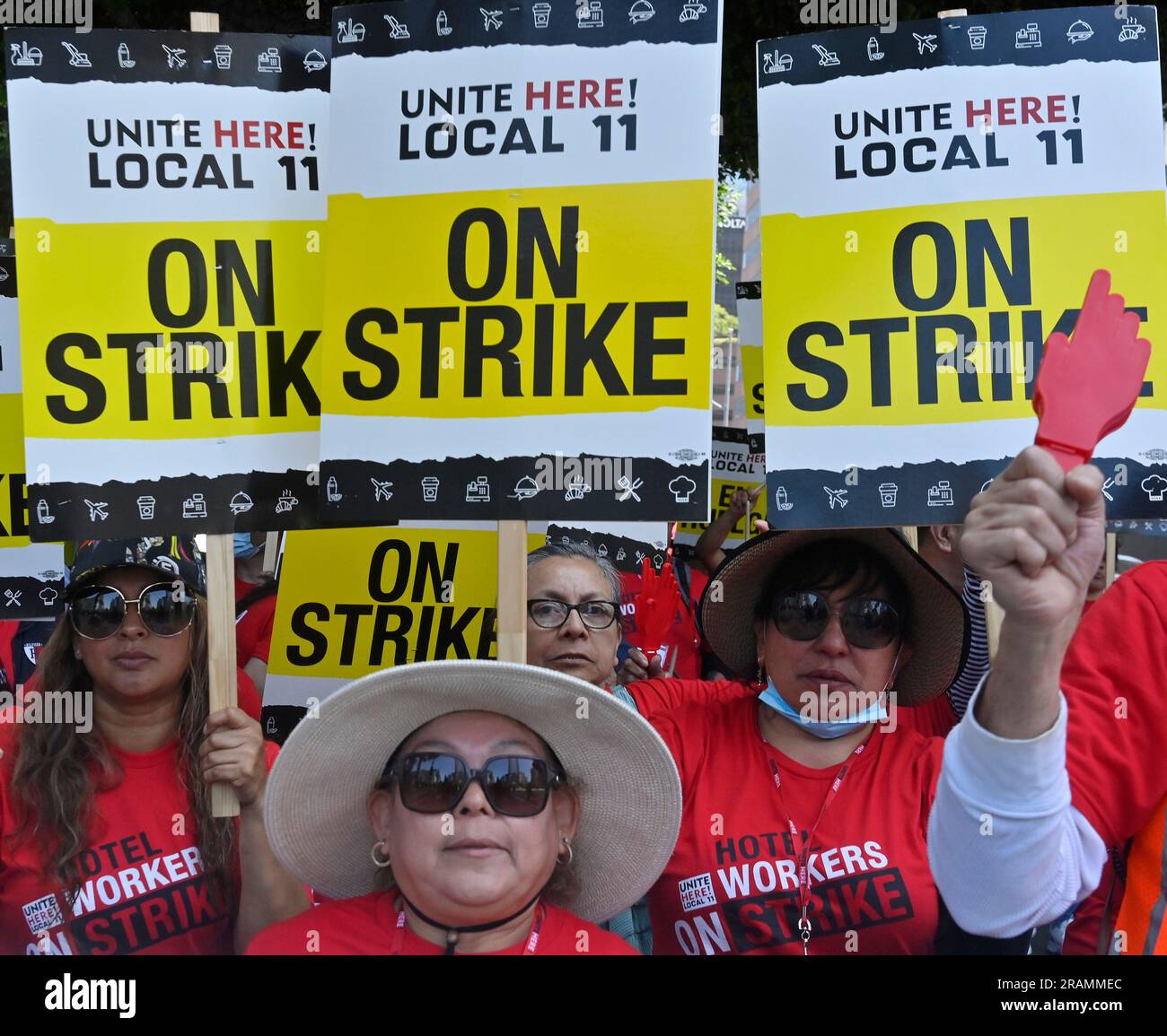 Los Angeles, United States. 04th July, 2023. Hospitality workers at ...