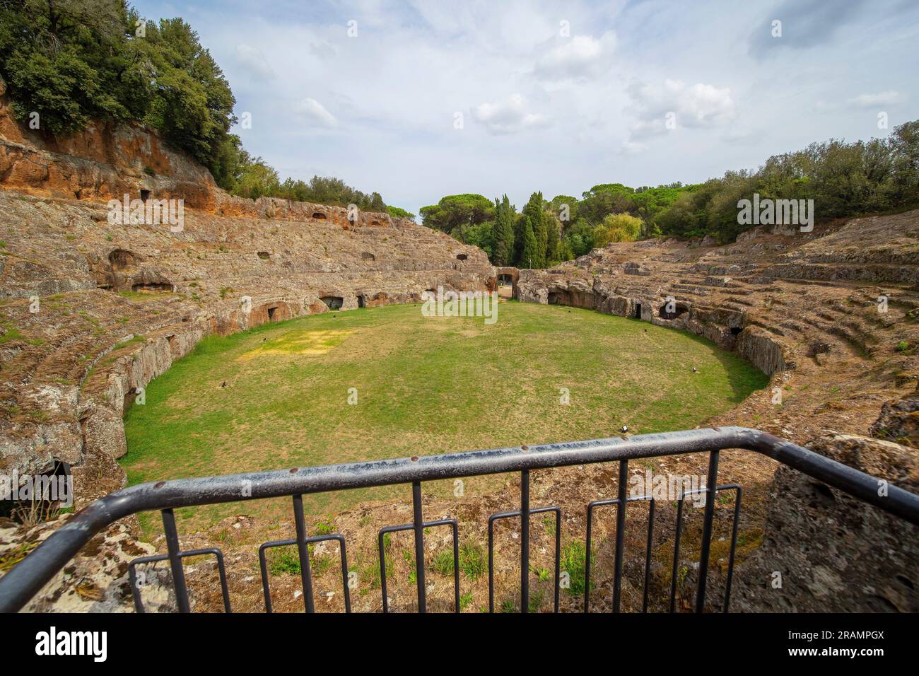 N amphitheater hi-res stock photography and images - Alamy