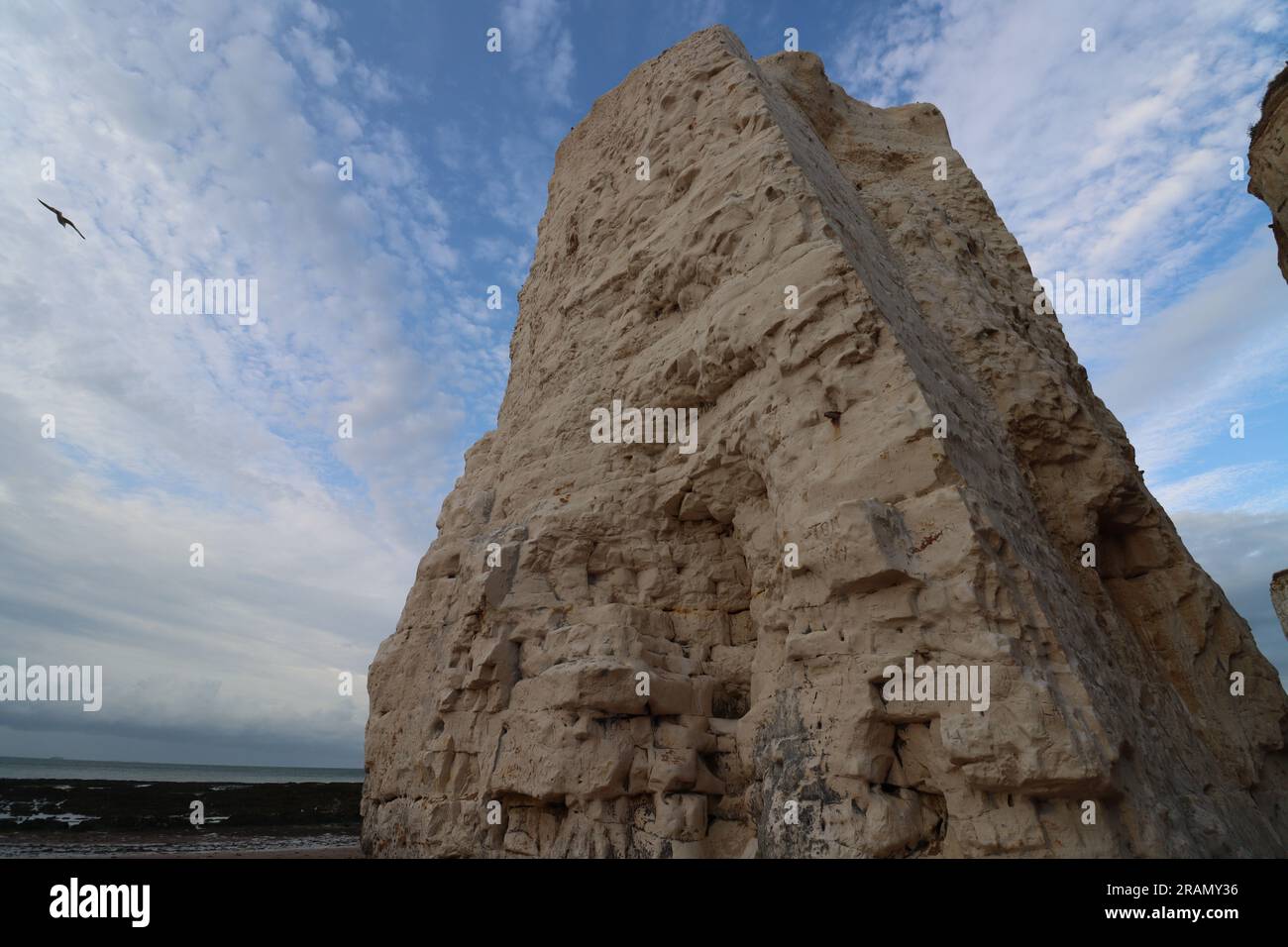 White Chalk Cliffs at Botany Bay beach, in Broadstairs, in Kent, UK ...
