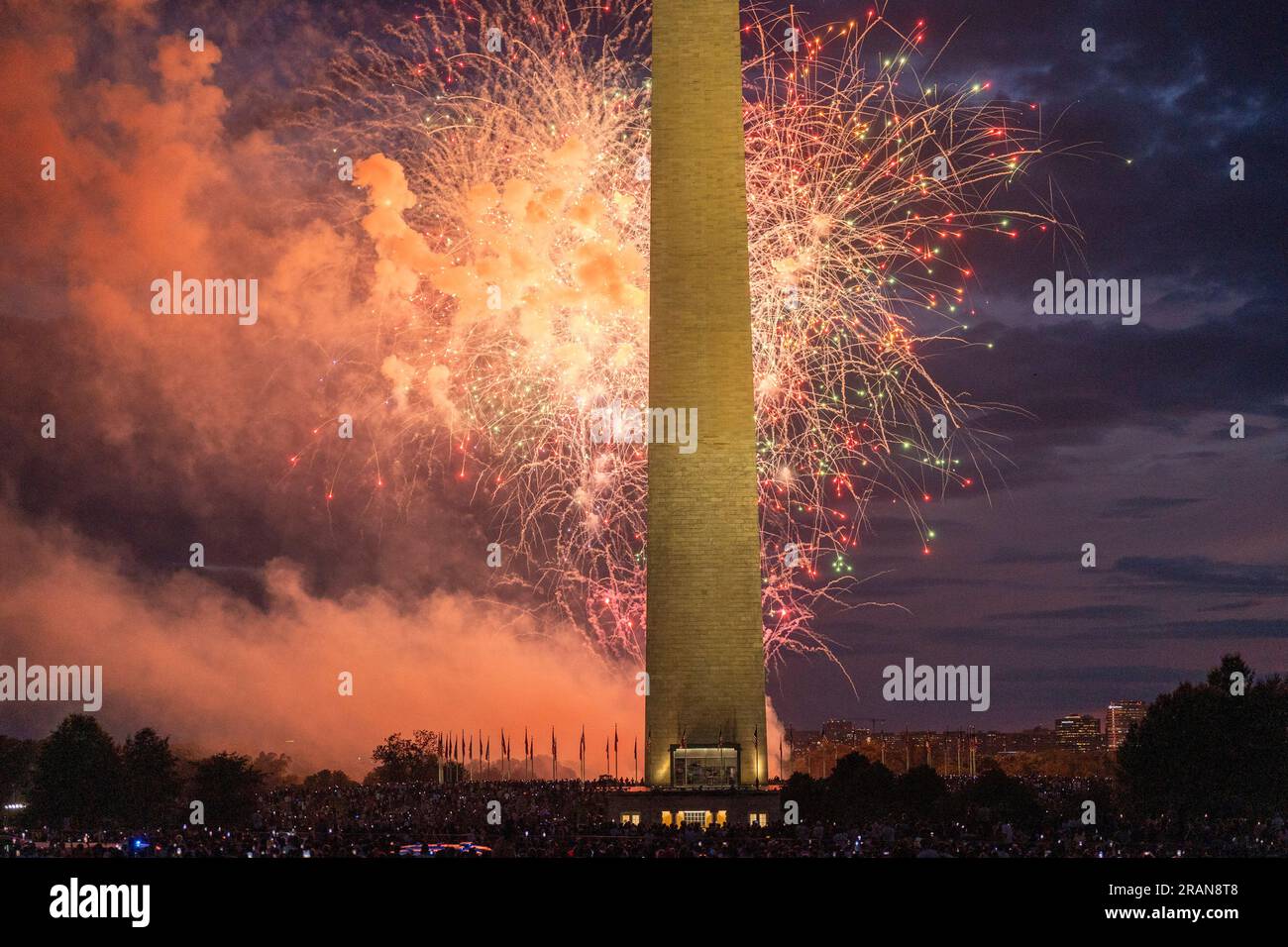 2023 fireworks hi-res stock photography and images - Alamy