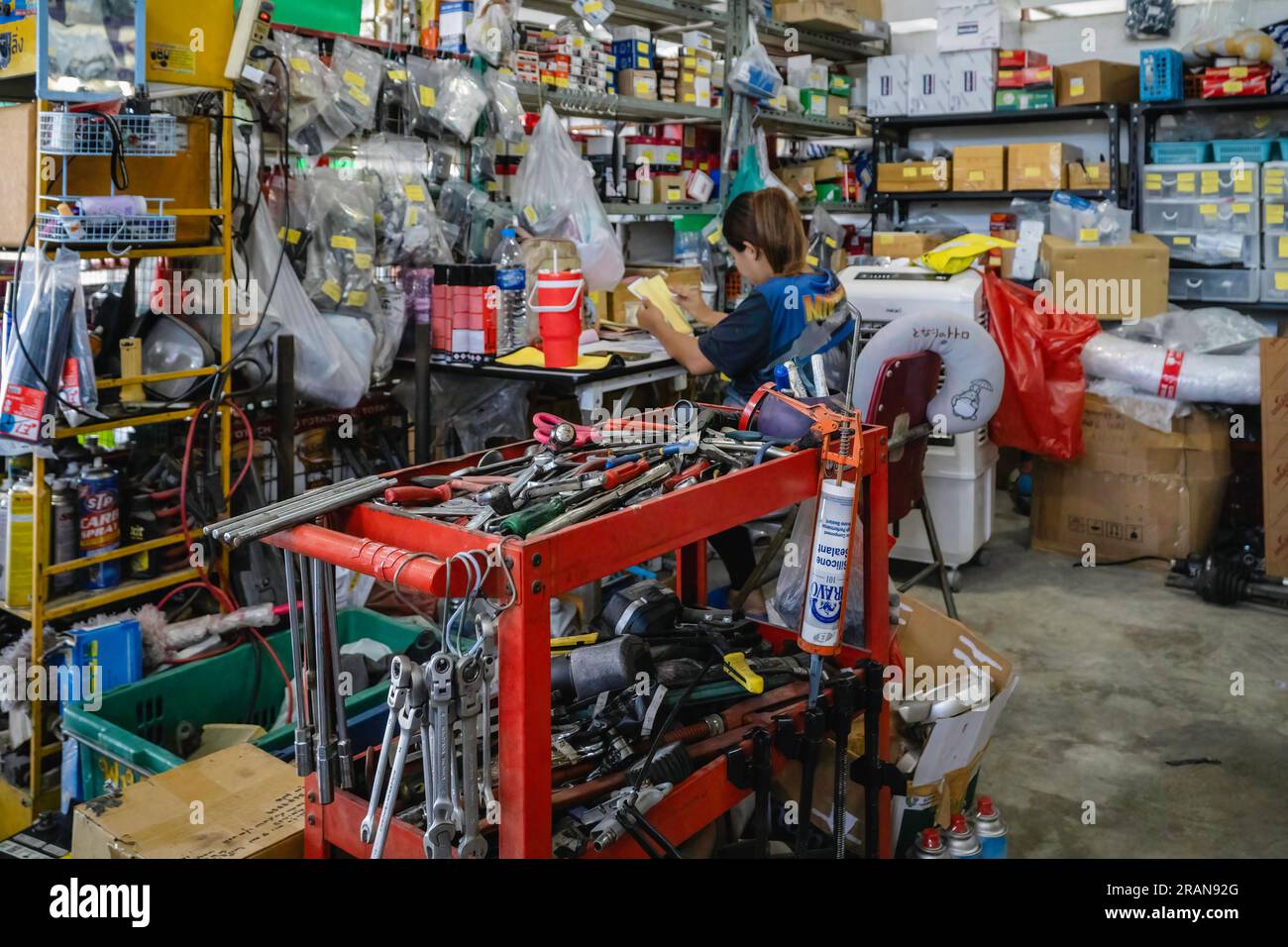 Cashier counter usa hi-res stock photography and images - Alamy