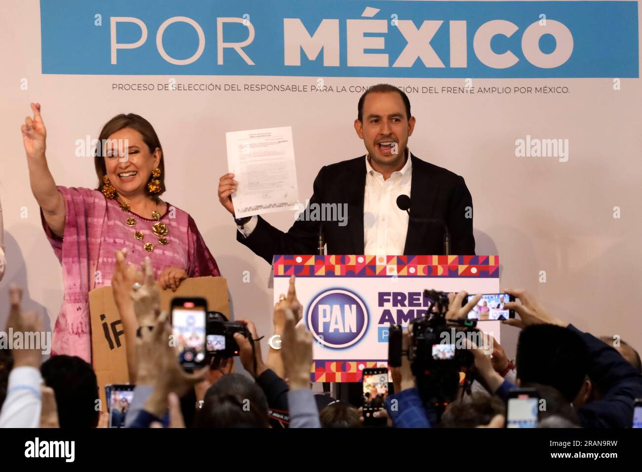 Xochitl galvez hi-res stock photography and images - Alamy