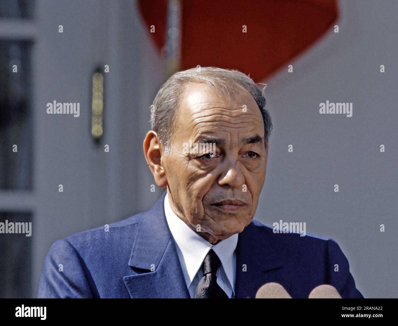 WASHINGTON DC - MARCH 15, 1995 King of Morocco Hassan II listens at the ...