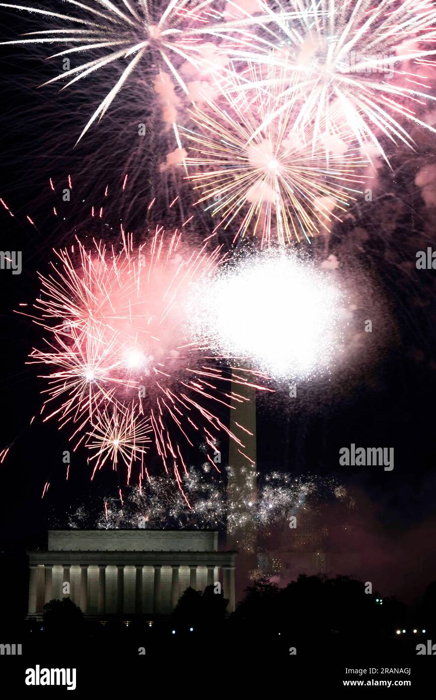 Arlington, United States. 04th July, 2023. A firework show put on by ...