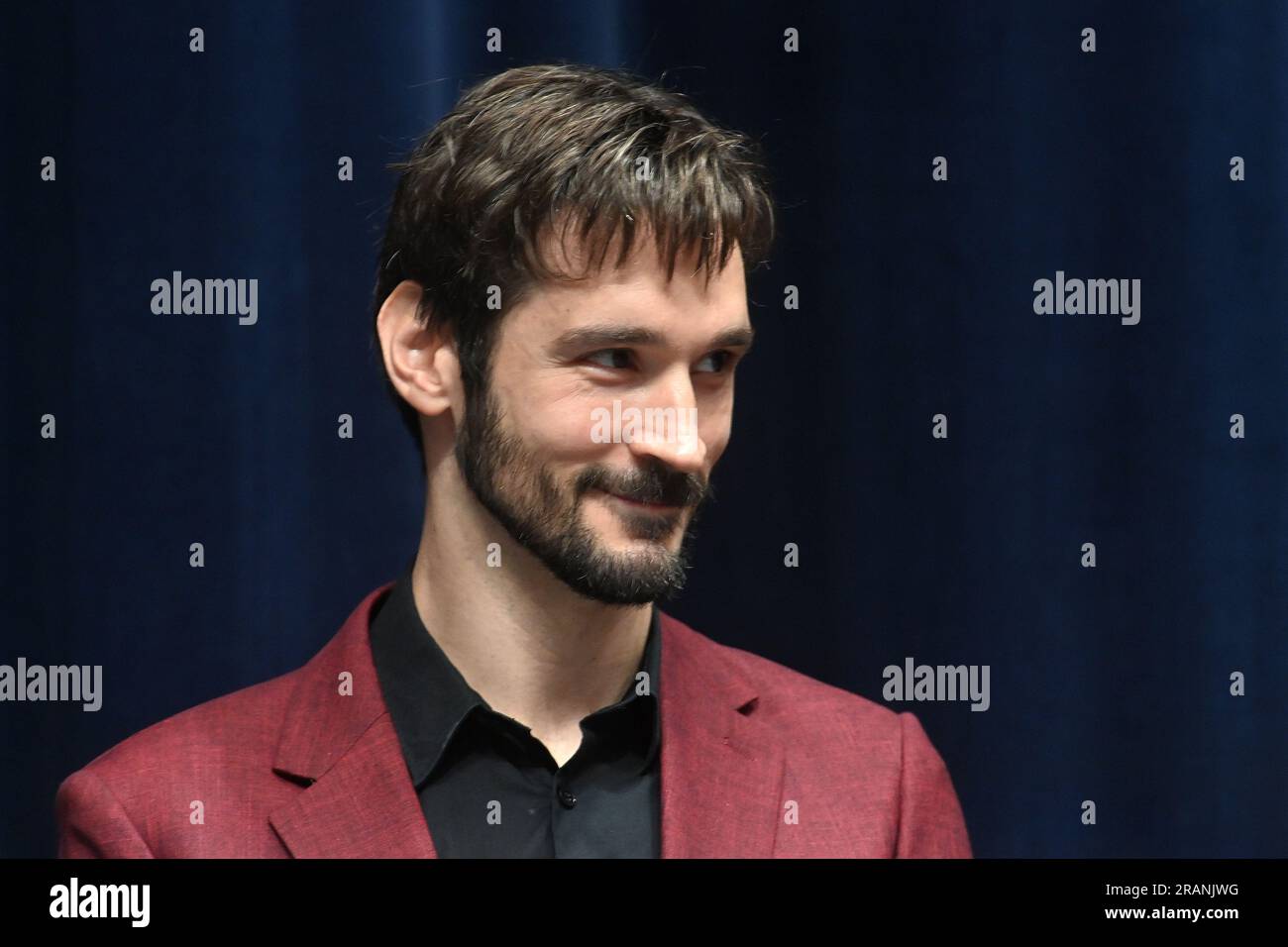 Les chambres rouges hi-res stock photography and images - Alamy