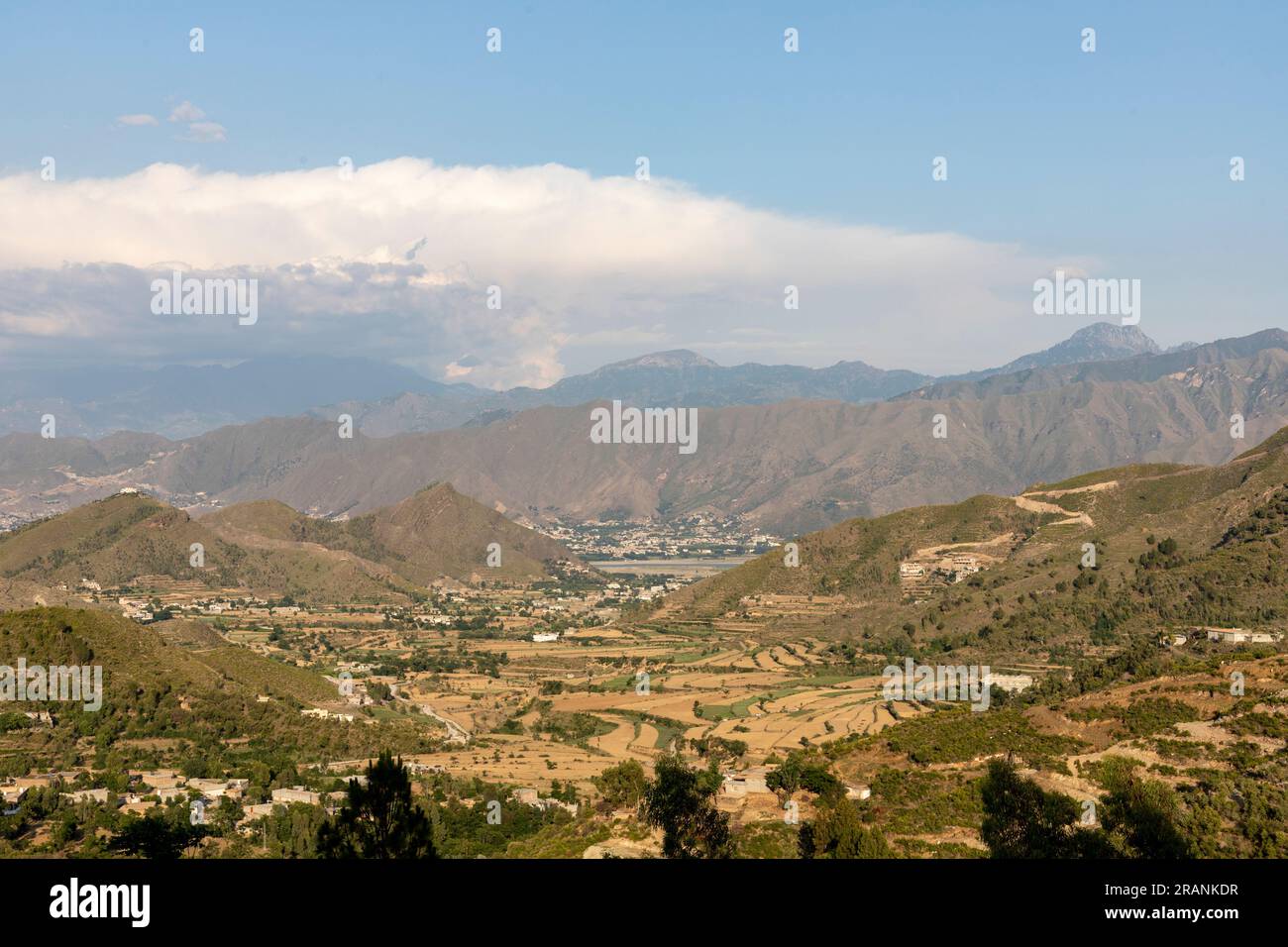 Village in pakistan hi-res stock photography and images - Alamy
