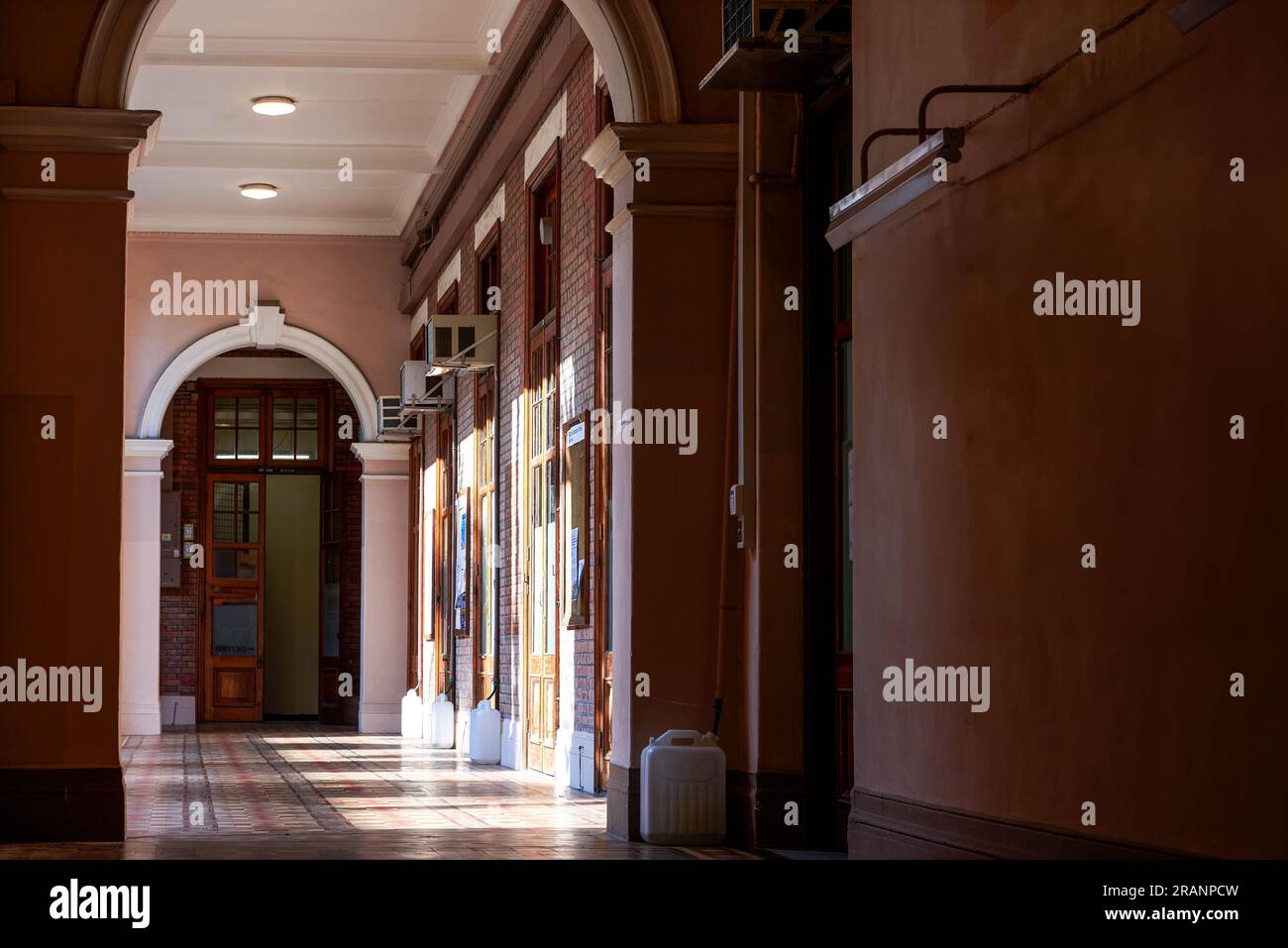 Palm ancient couple family hi-res stock photography and images - Alamy