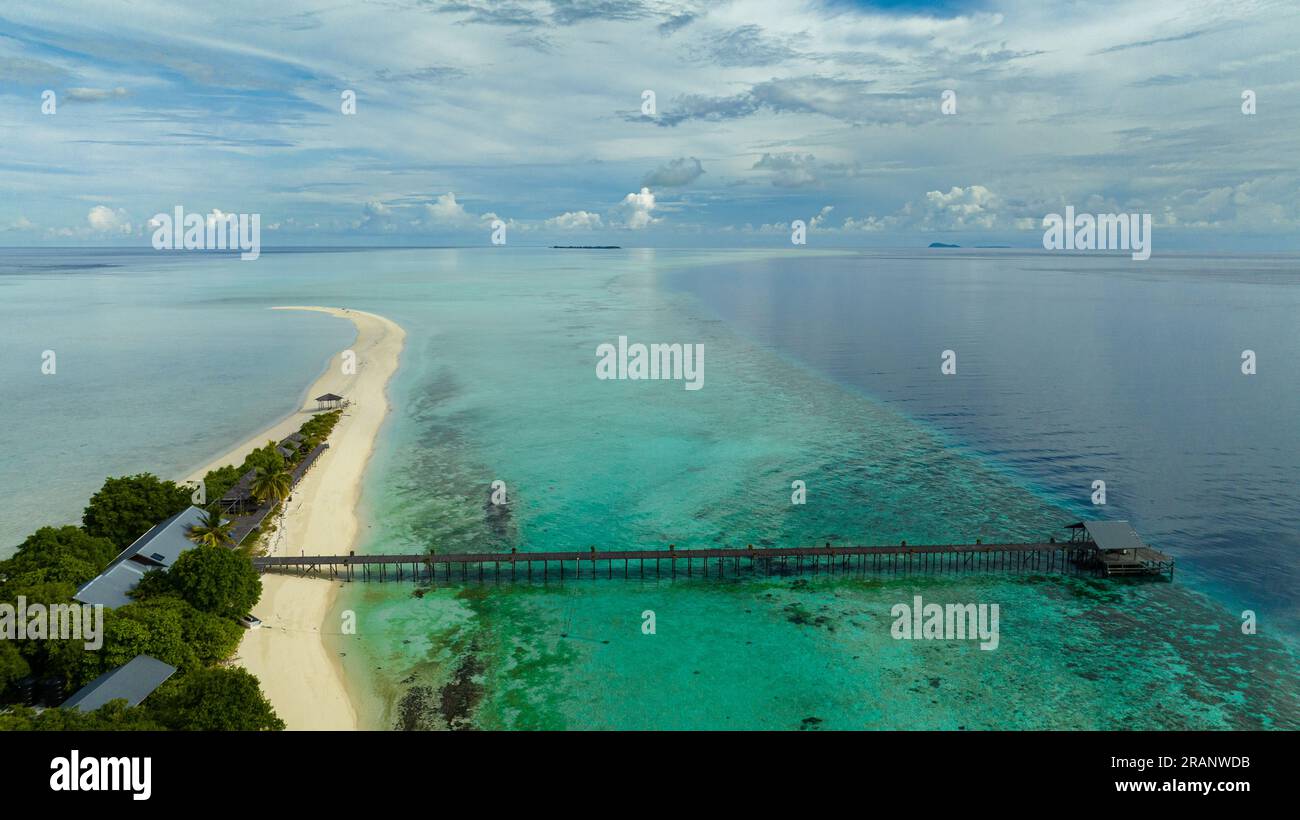 Top view of tropical island and sandy beach. Timba Timba islet. Tun ...