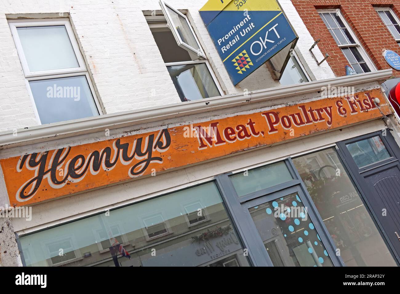 Vacant retail premises hi-res stock photography and images - Alamy