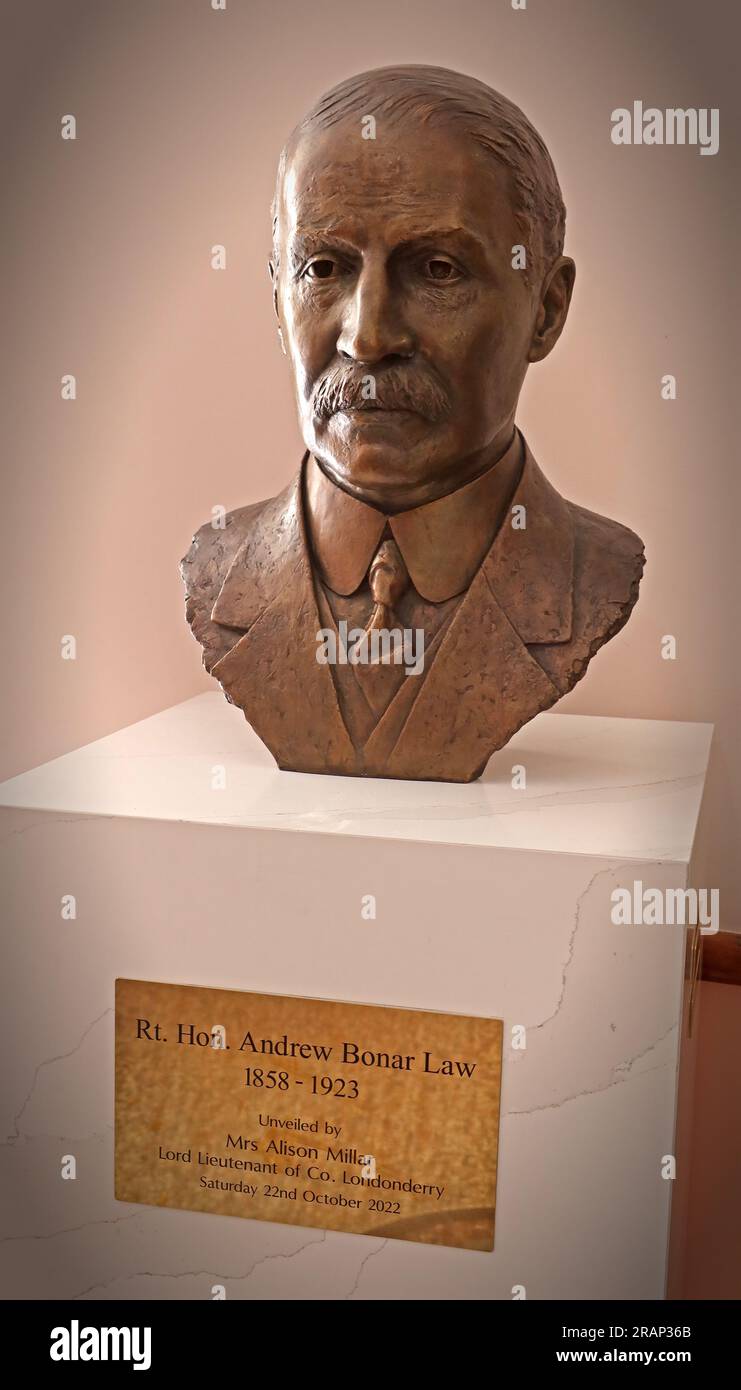 Memorial former british prime hi-res stock photography and images - Alamy