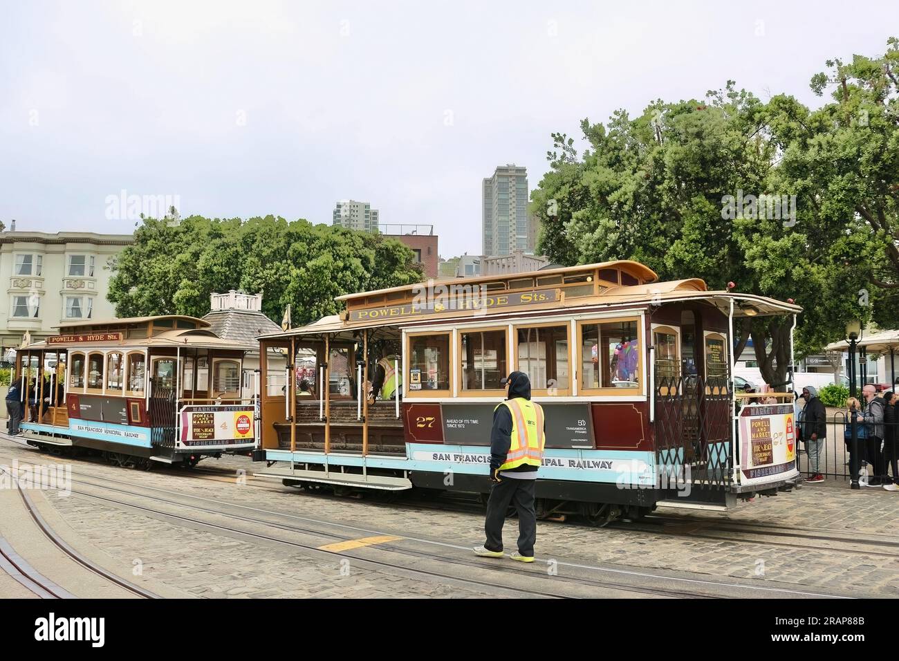 Antique cable cars hi-res stock photography and images - Alamy