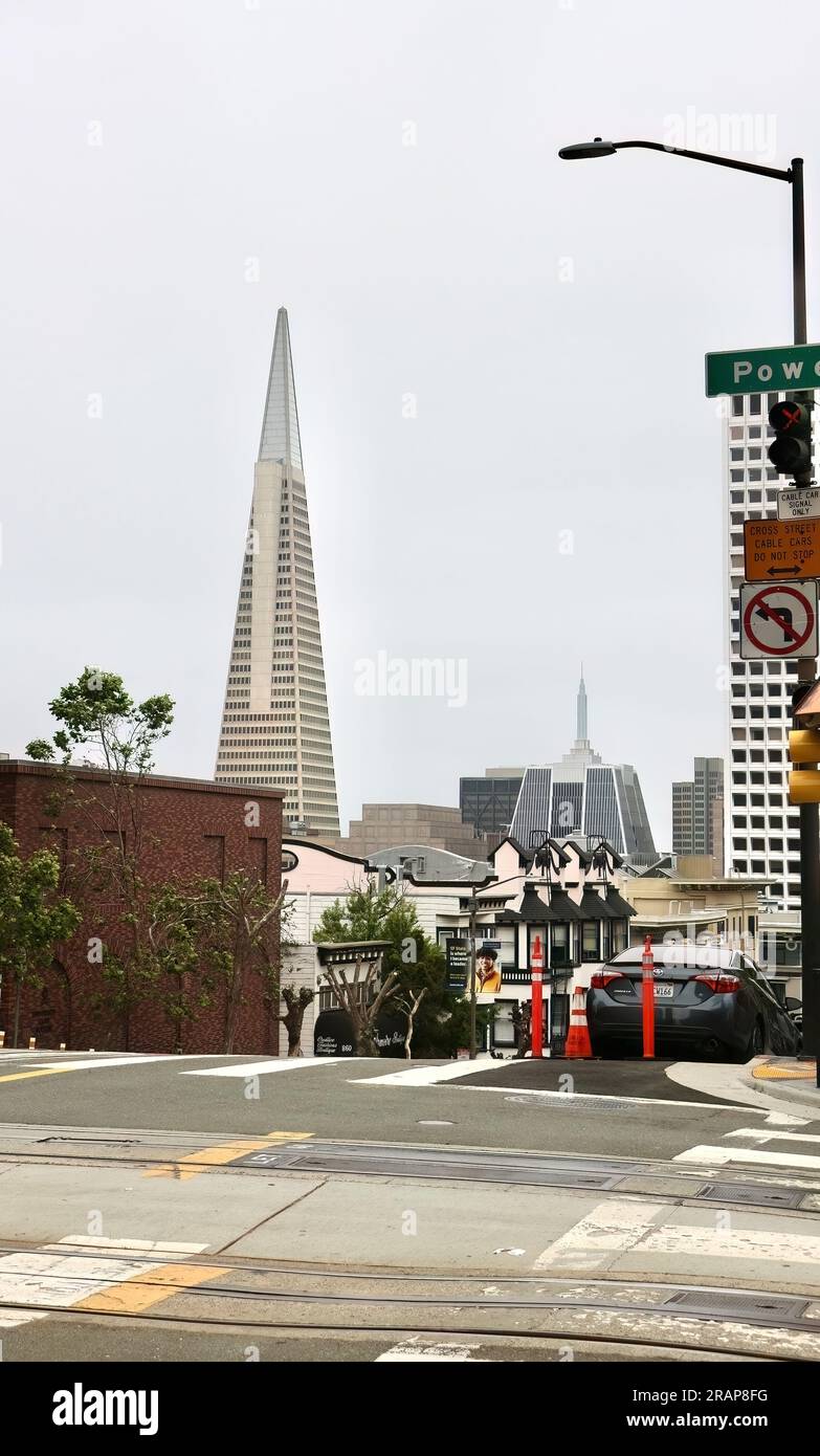 Street view from Nob Hill with the Transamerica Pyramid California ...