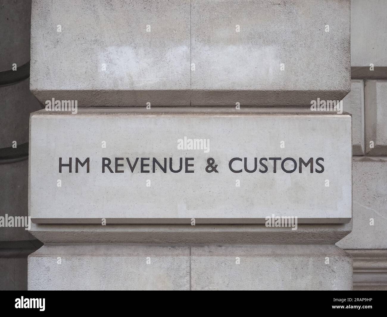 Hm revenue and customs building sign hi-res stock photography and ...