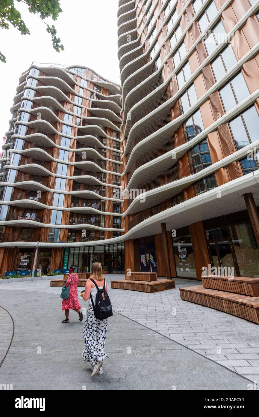Shape art weekend bankside hi-res stock photography and images - Alamy