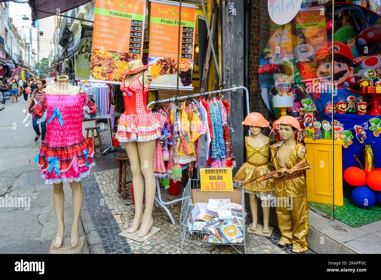 Retail in hi-res stock photography and images - Alamy