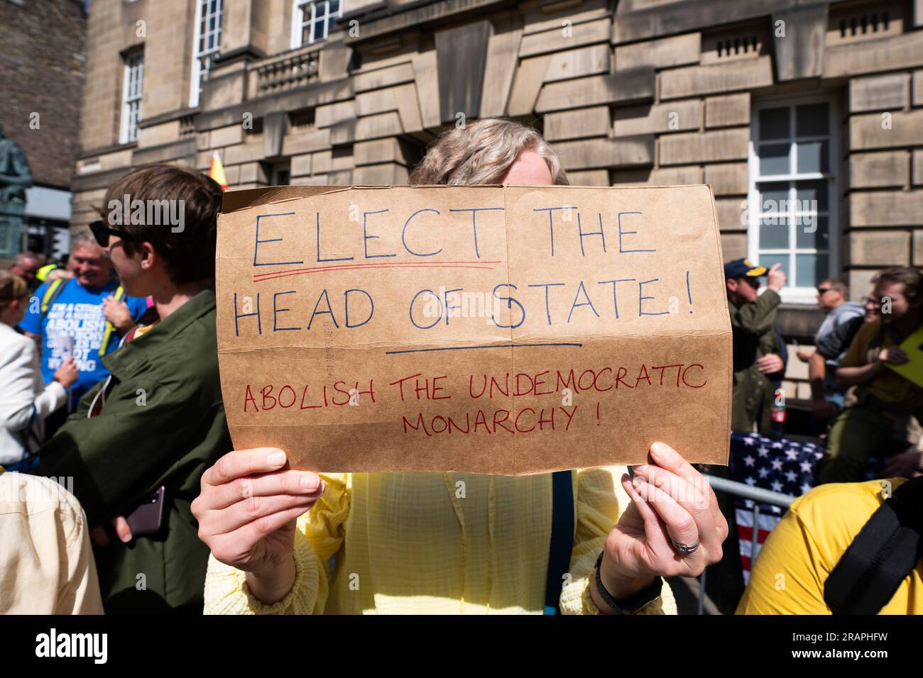 Edinburgh,Scotland, UK, 5th July 2023. Anti monarchy pro republic ...