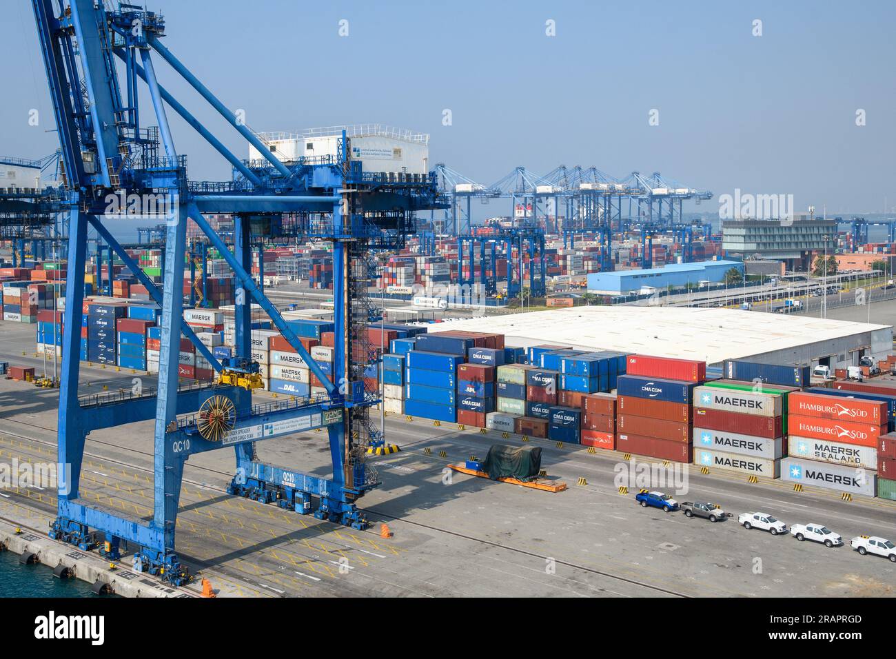Jeddah, Saudi Arabia - December 21, 2022: Port cranes for loading ...