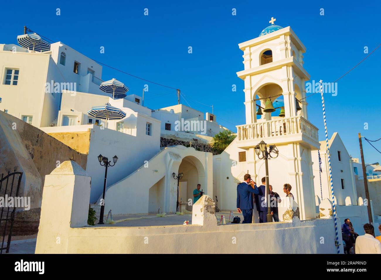 Traditional greek ceremony island hi-res stock photography and images ...