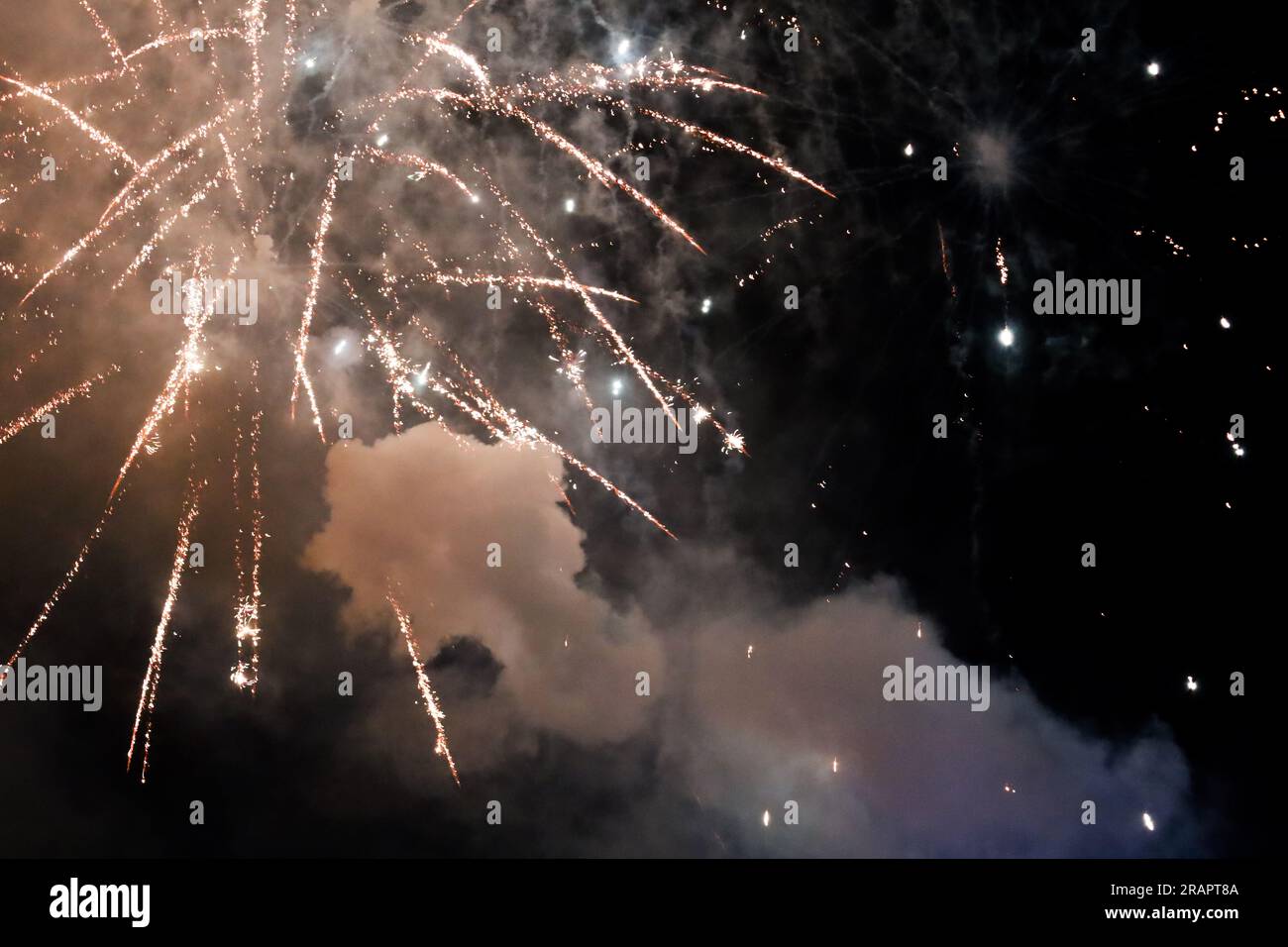 Santa Barbara, California, U.S.A. 4th July, 2023. Fireworks seen from ...