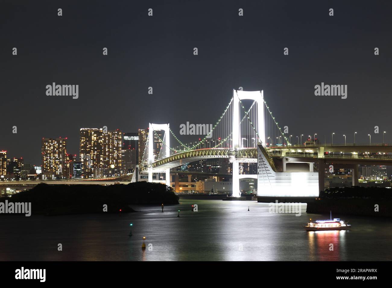 Odaiba seaside park night view hi-res stock photography and images - Alamy