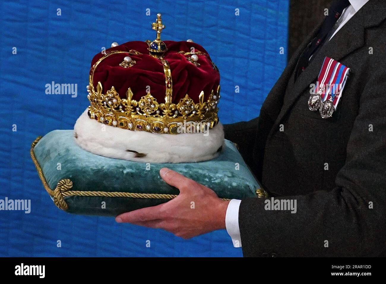 The Crown, which forms part of the Honours of Scotland, arrives for the ...