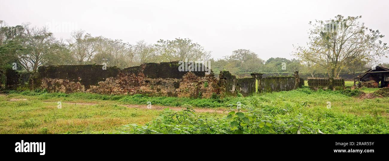 Old Glory (decrepit Stock Photo - Alamy