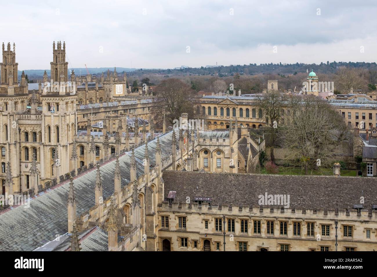 Queens buildings hi-res stock photography and images - Alamy