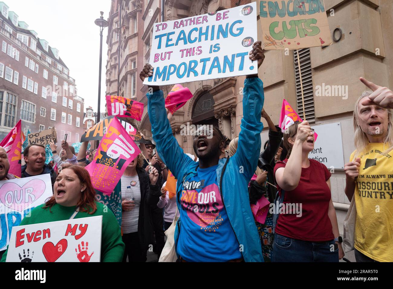National education union hi-res stock photography and images - Alamy
