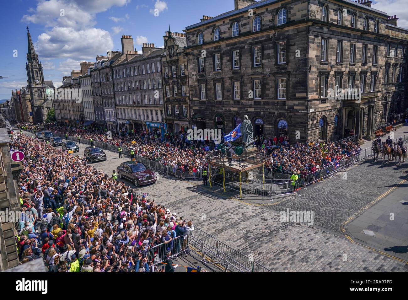King Charles III and Queen Camilla proceed to St Giles' Cathedral in ...