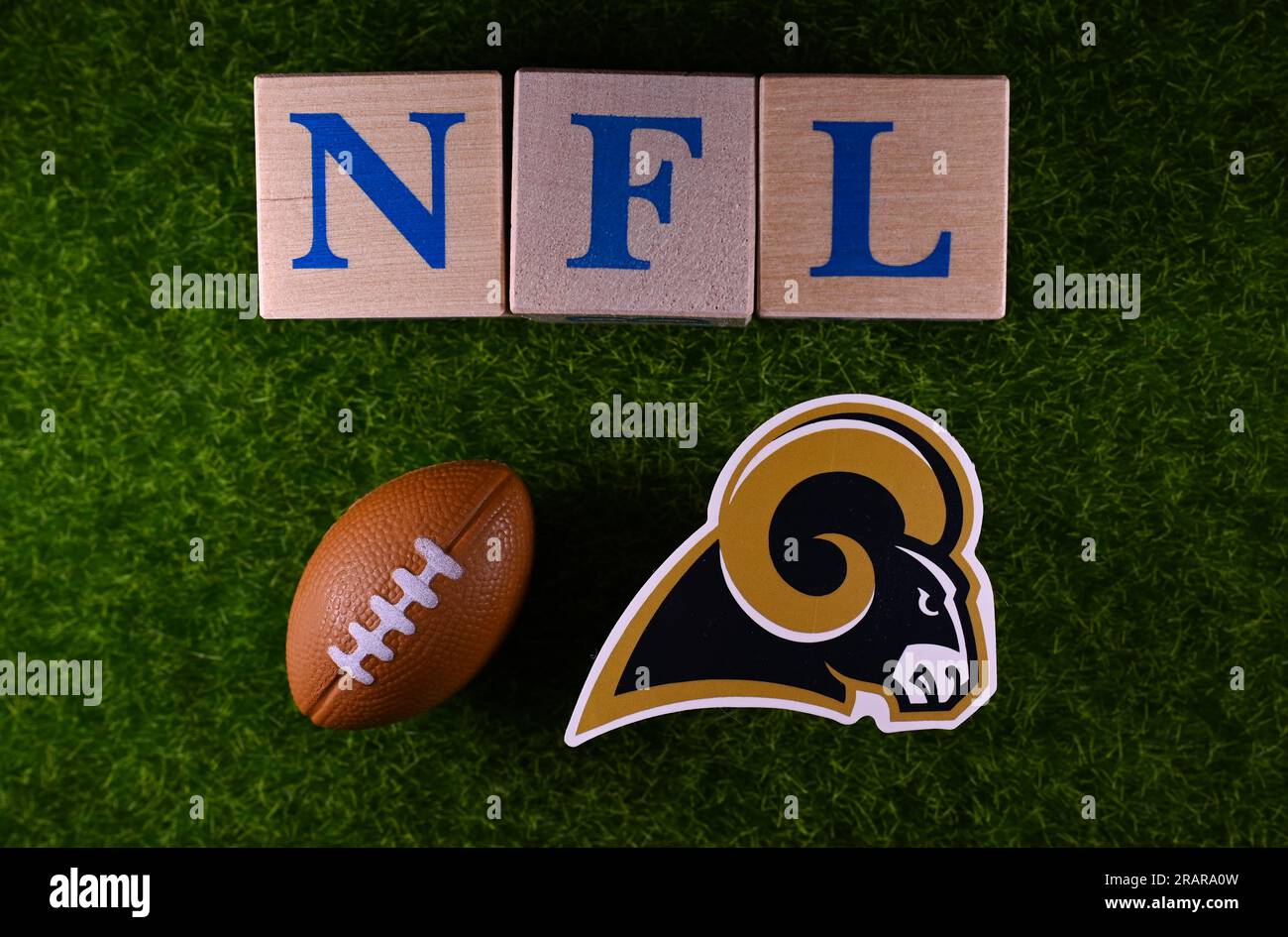 College logo illustration hi-res stock photography and images - Alamy