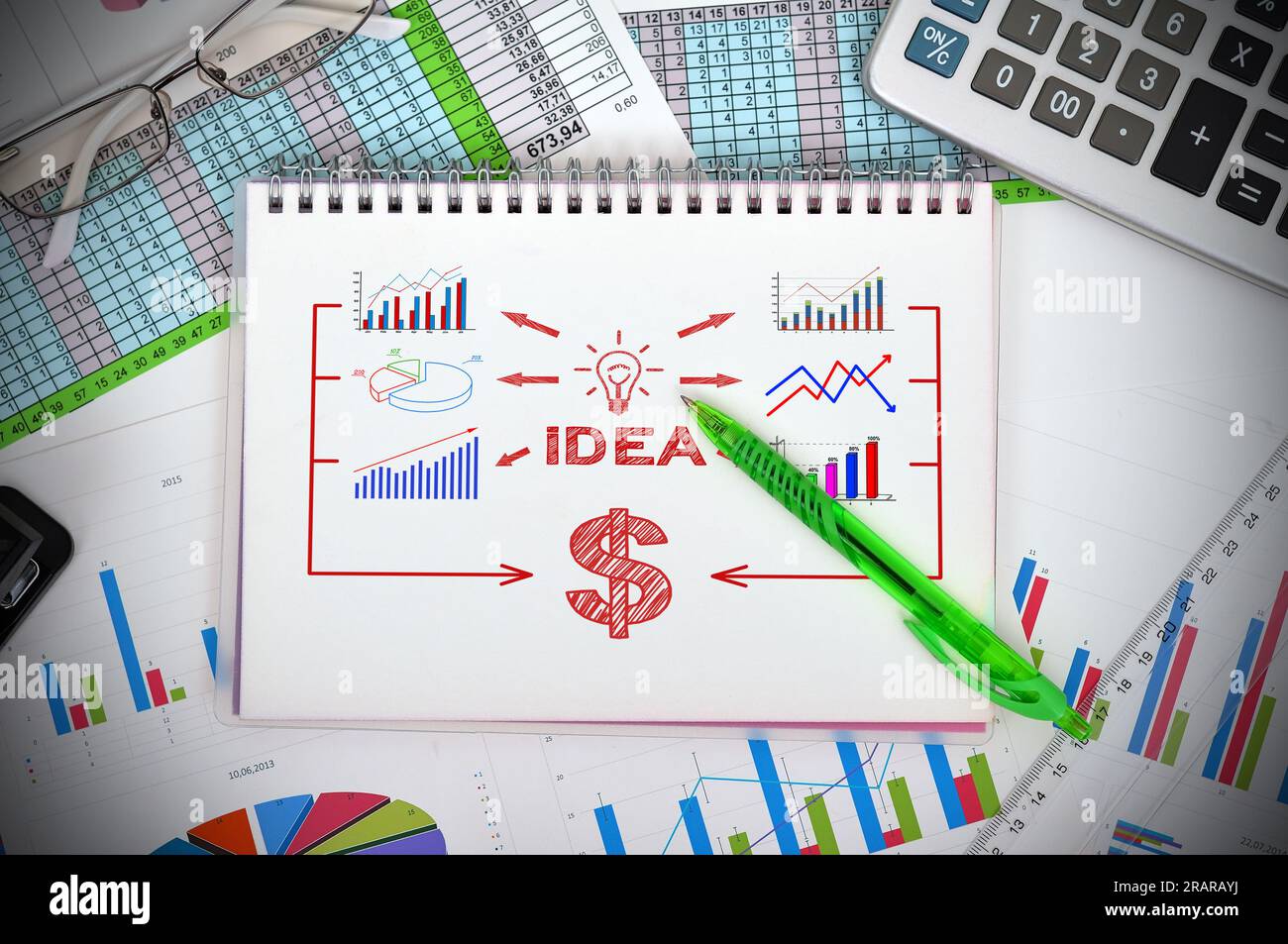 Graph notebook hi-res stock photography and images - Alamy