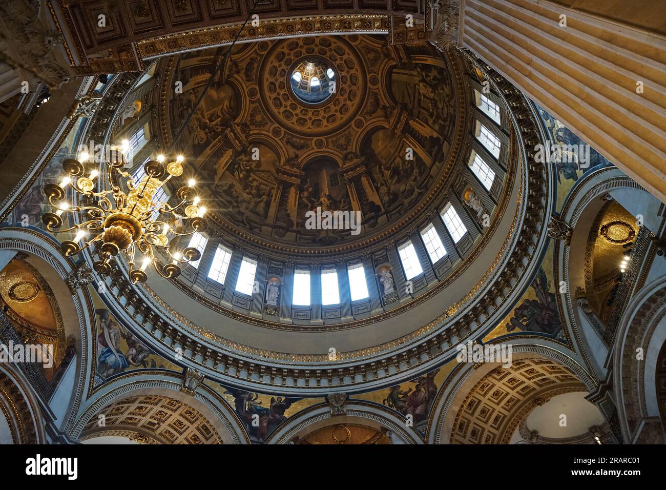 Interior architecture design and decoration of St.Paul's medieval ...