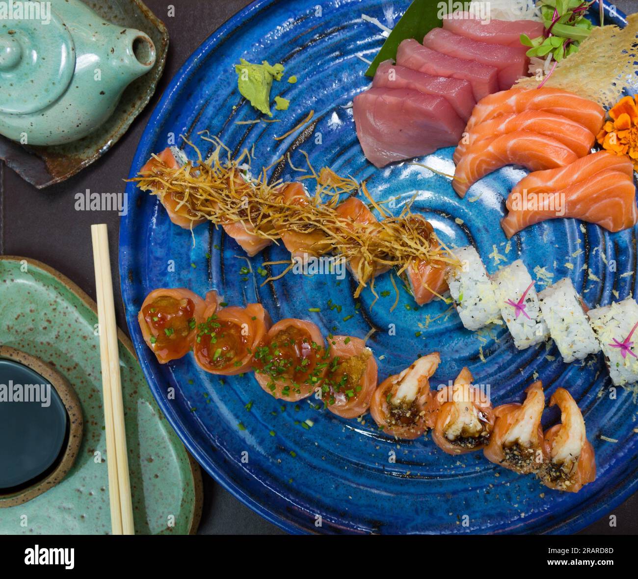Japanese sushi plate hi-res stock photography and images - Alamy