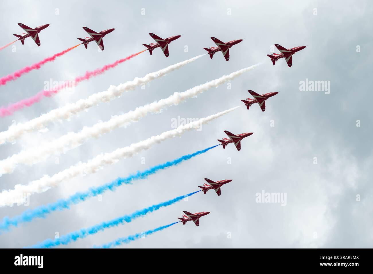 Edinburgh, Scotland. 5th July 2023. The Red Arrows fly over Edinburgh ...