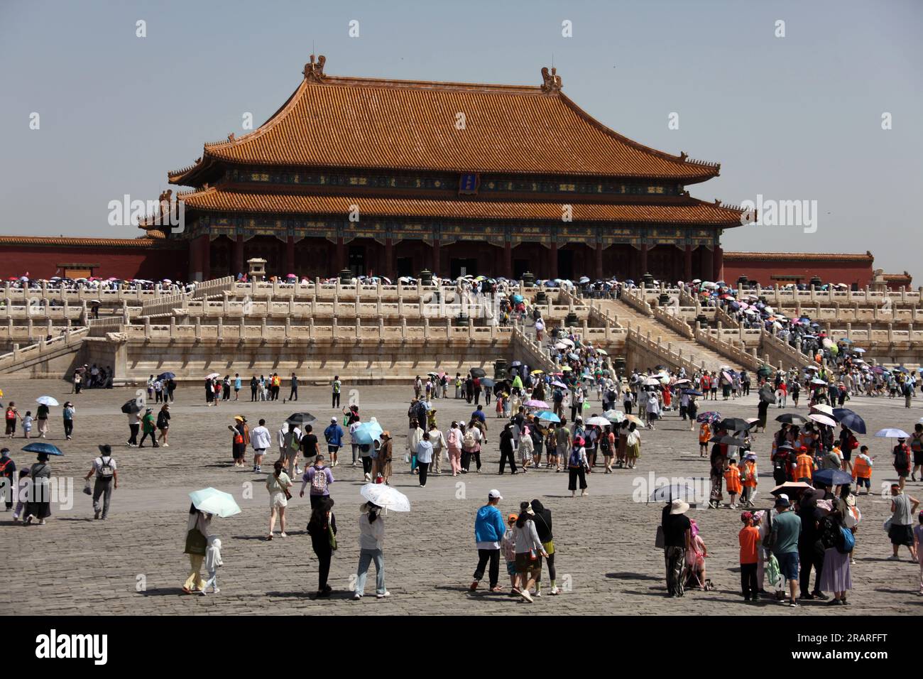 BEIJING, CHINA - JULY 5, 2023 - Tourists brave high temperatures to ...