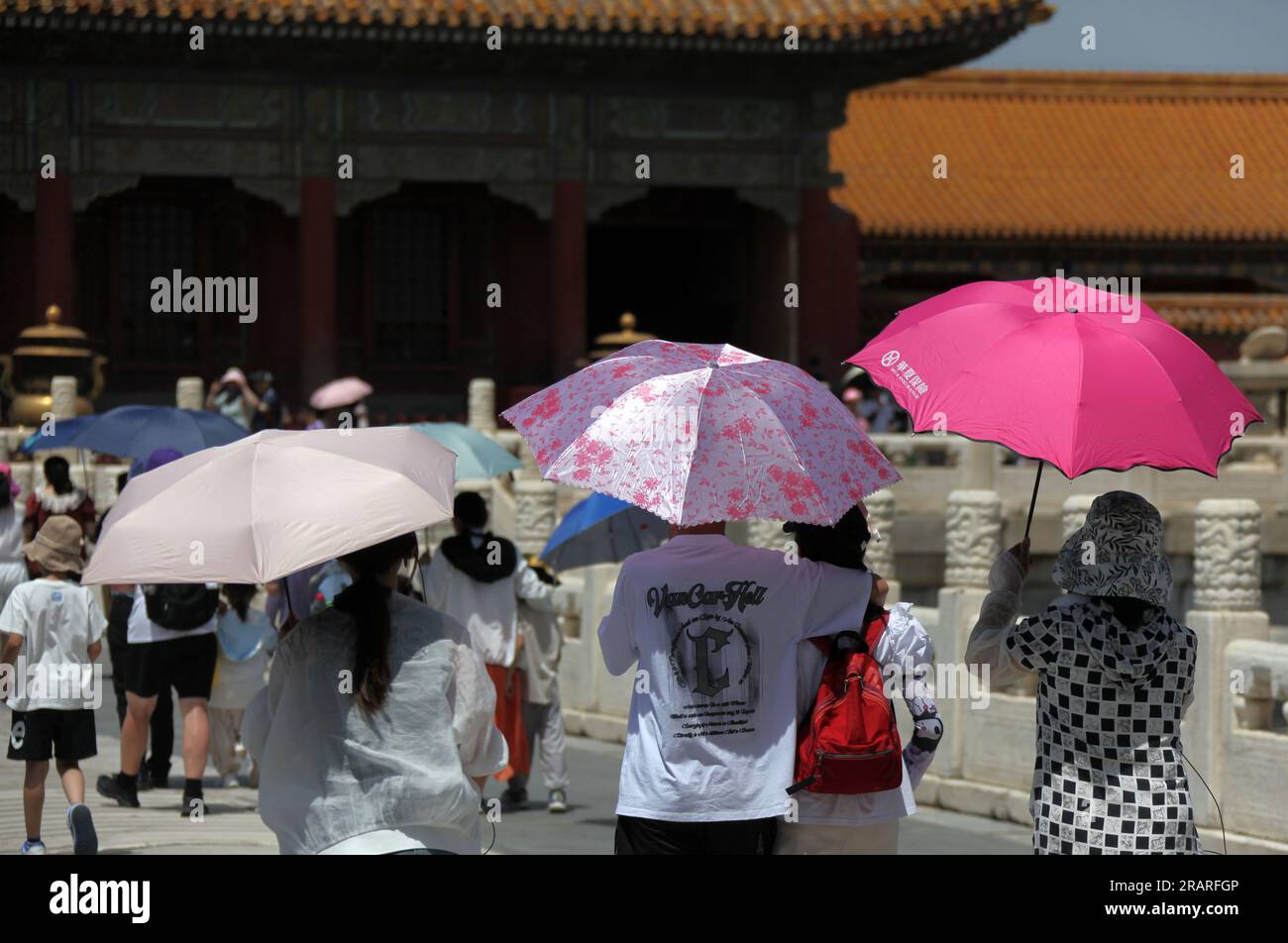 BEIJING, CHINA - JULY 5, 2023 - Tourists brave high temperatures to ...