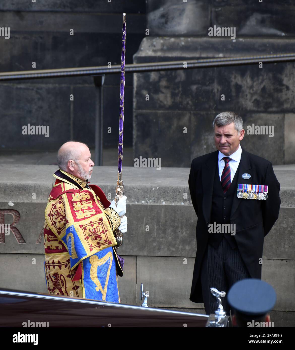 The Elizabeth Sword arrives at St Giles' Cathedral, Edinburgh, for the ...