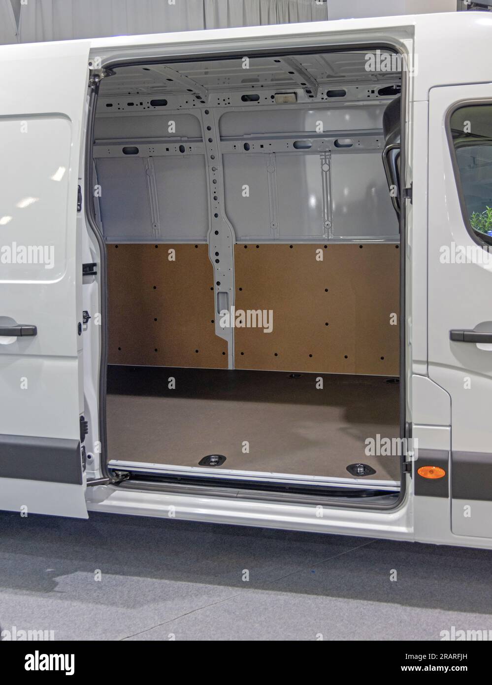 Open Sliding Door at White Delivery Van Transport Stock Photo - Alamy